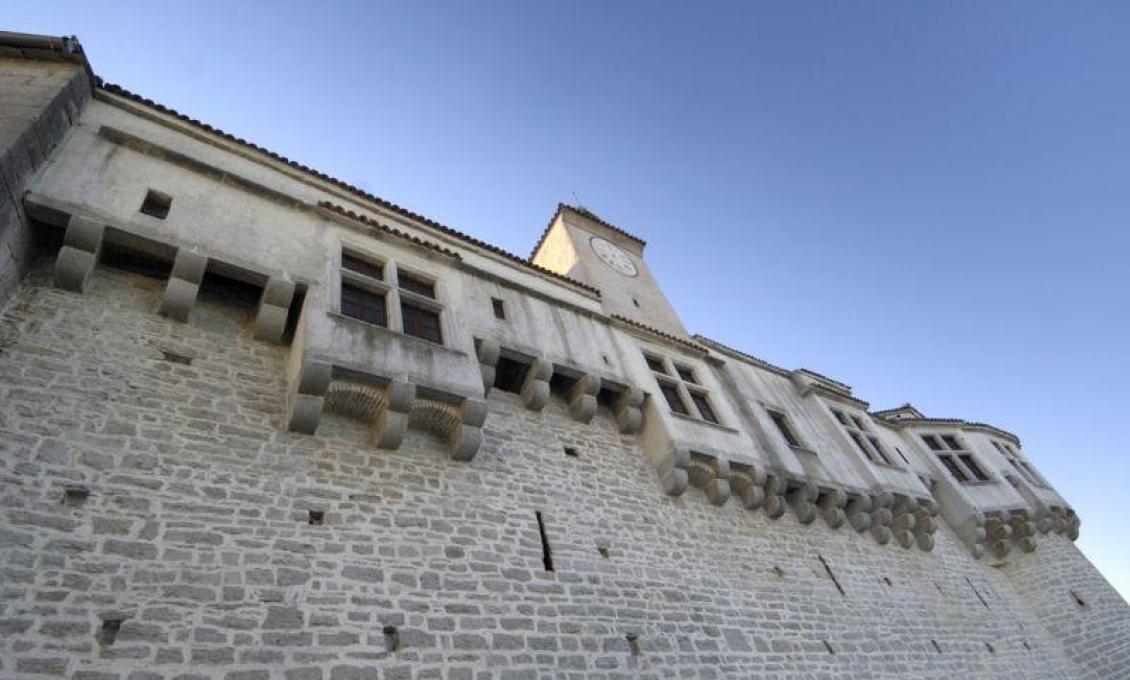 Pazin Castle | Well- known tourist destinations (towns and villages) in ...